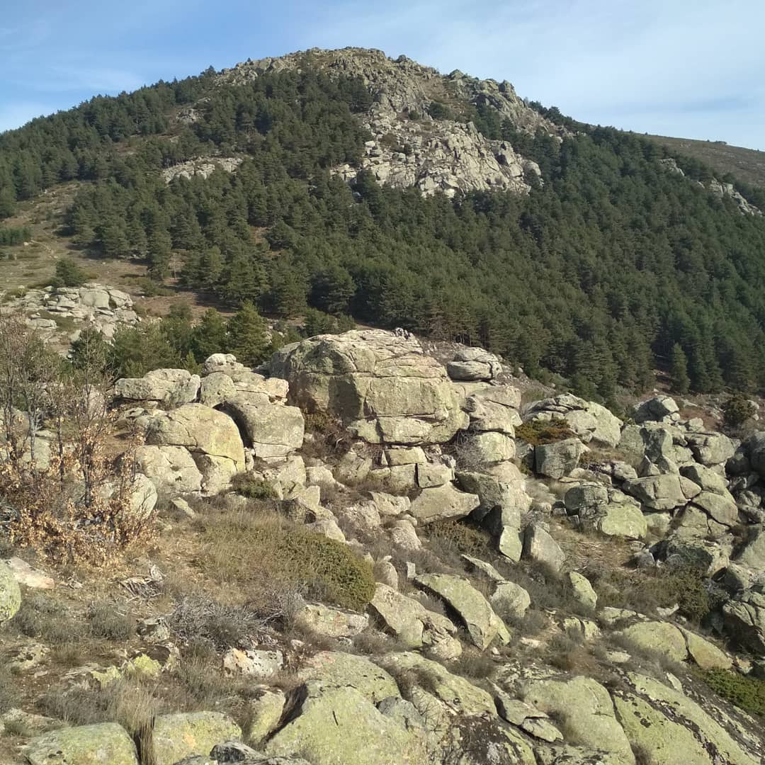 Collado y Valle Hermoso – Sendas y Cumbres